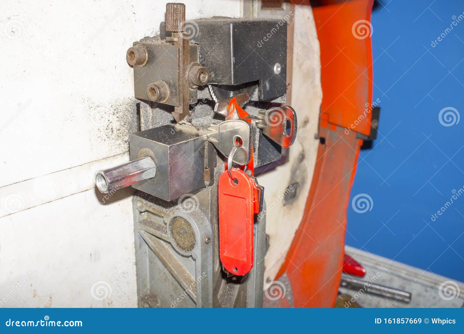 Key Duplication Machine at Work Stock Image - Image of clone, locks ...