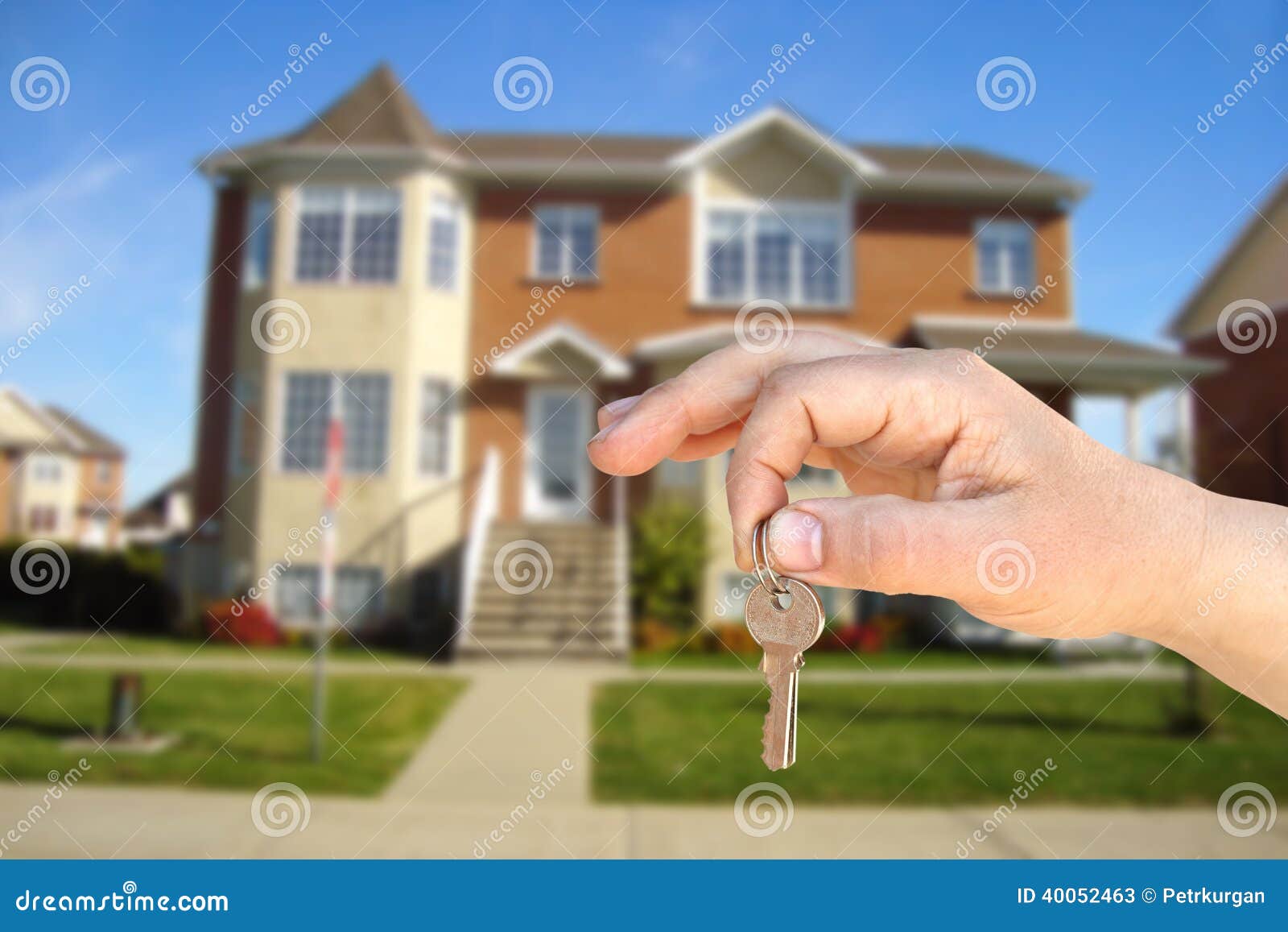 The key and house stock image. Image of metal, open, immovable - 40052463