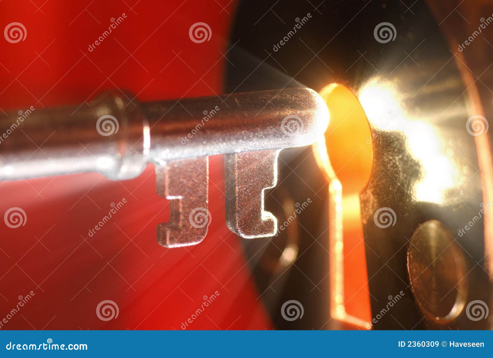 Key & Keyhole with Light Stock Image - Image of entrance, door: 2360309