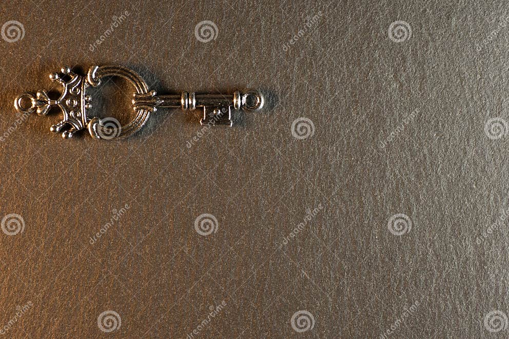 Key Shapes Making a Abstract Background Using Metal Keys To Create ...