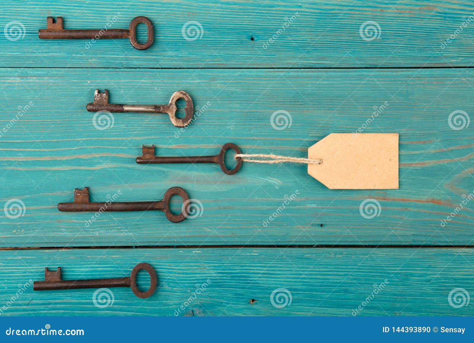 Key with Tag Leading, Leadership Concept Stock Photo - Image of guide ...