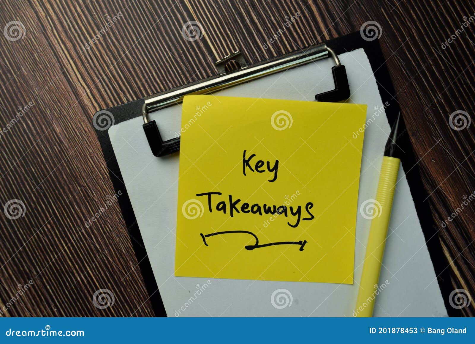 Key Takeaways On Sticky Notes Isolated On Office Desk. Stock Photo ...