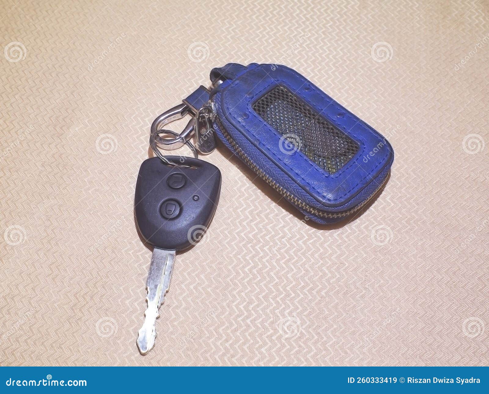 The Key To Start the Car Engine Stock Image - Image of start, glasses ...