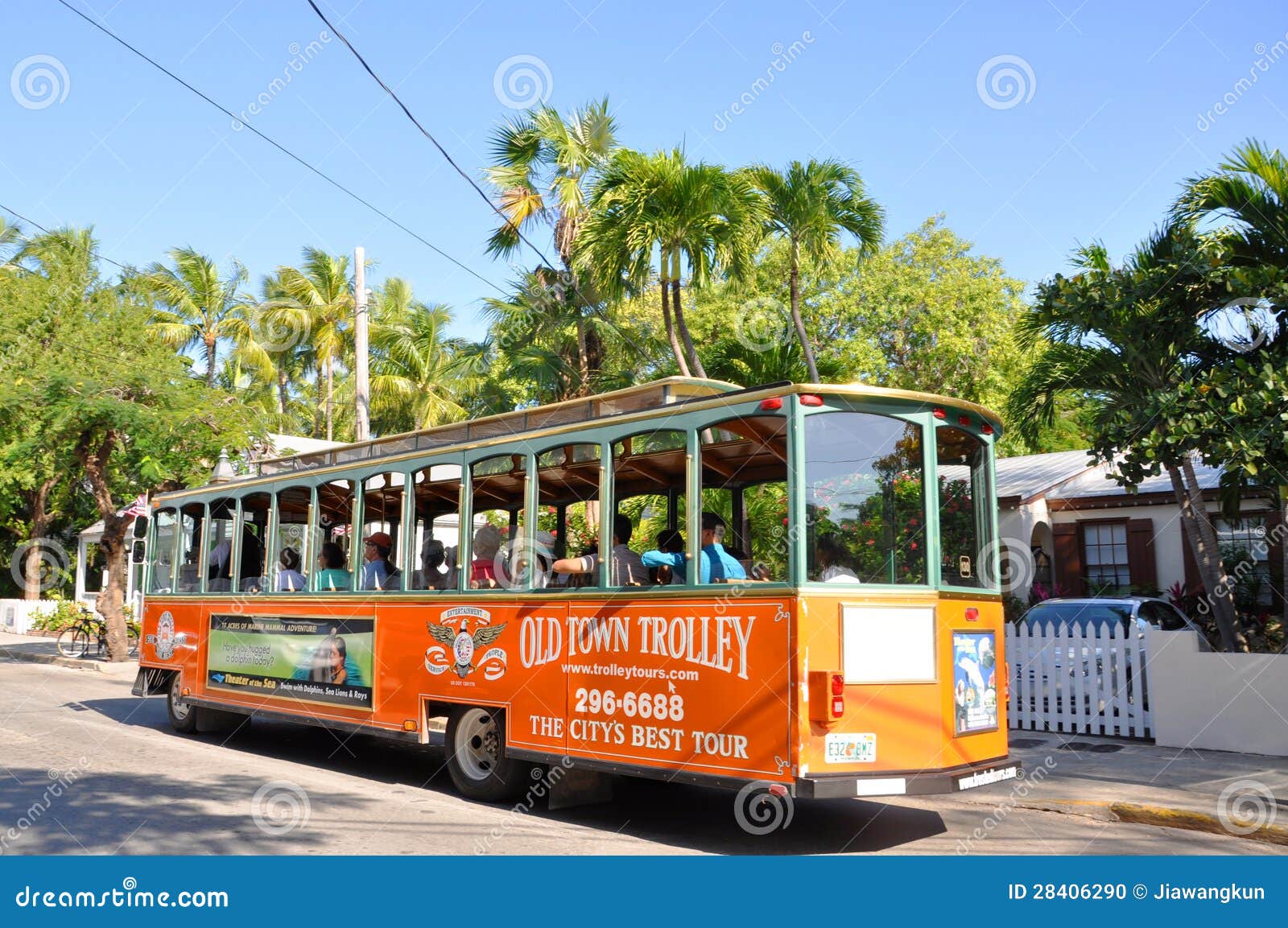 Old Town Trolley Tours Bus, Washington DC, USA Editorial Photo ...