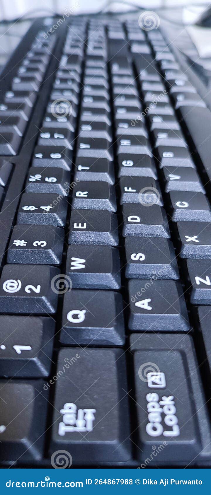 Keyboard Computer from Side View Stock Photo - Image of keyboard, view ...