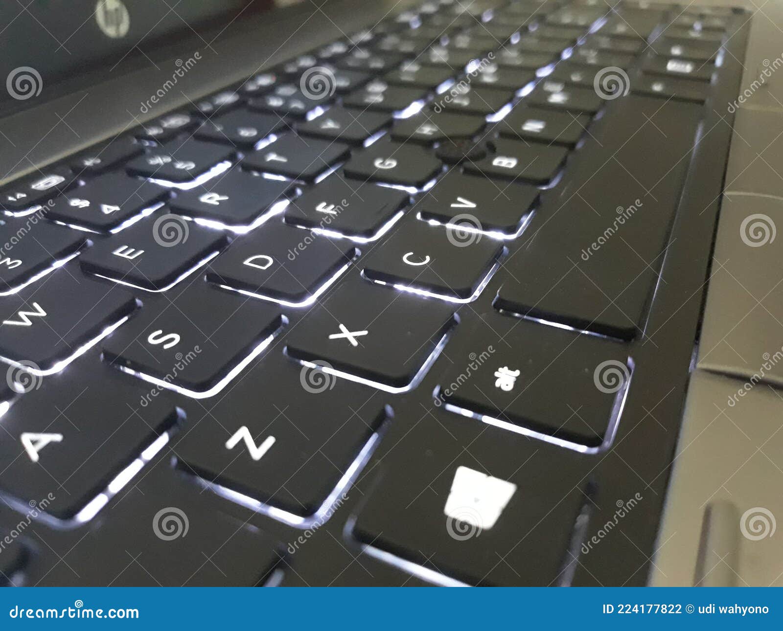 Keyboard Laptop Light Wallpaper Editorial Photography - Image of quail ...