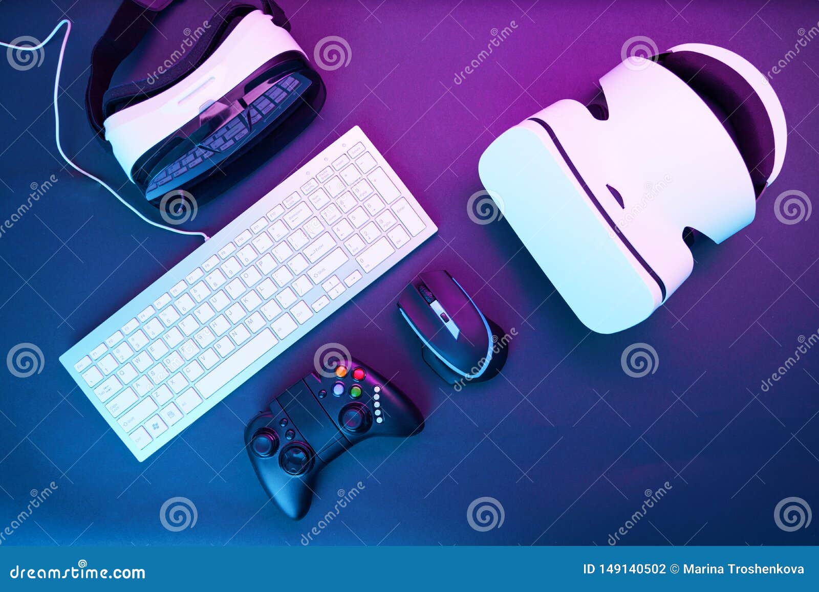 Keyboard, Mouse, Gamepad and Pair of Virtual Reality Headset. Stock ...