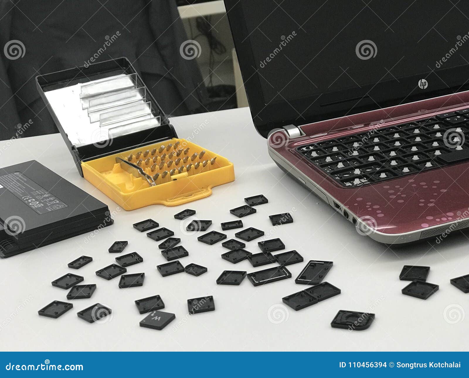 Computer repair editorial stock image. Image of office - 110456394