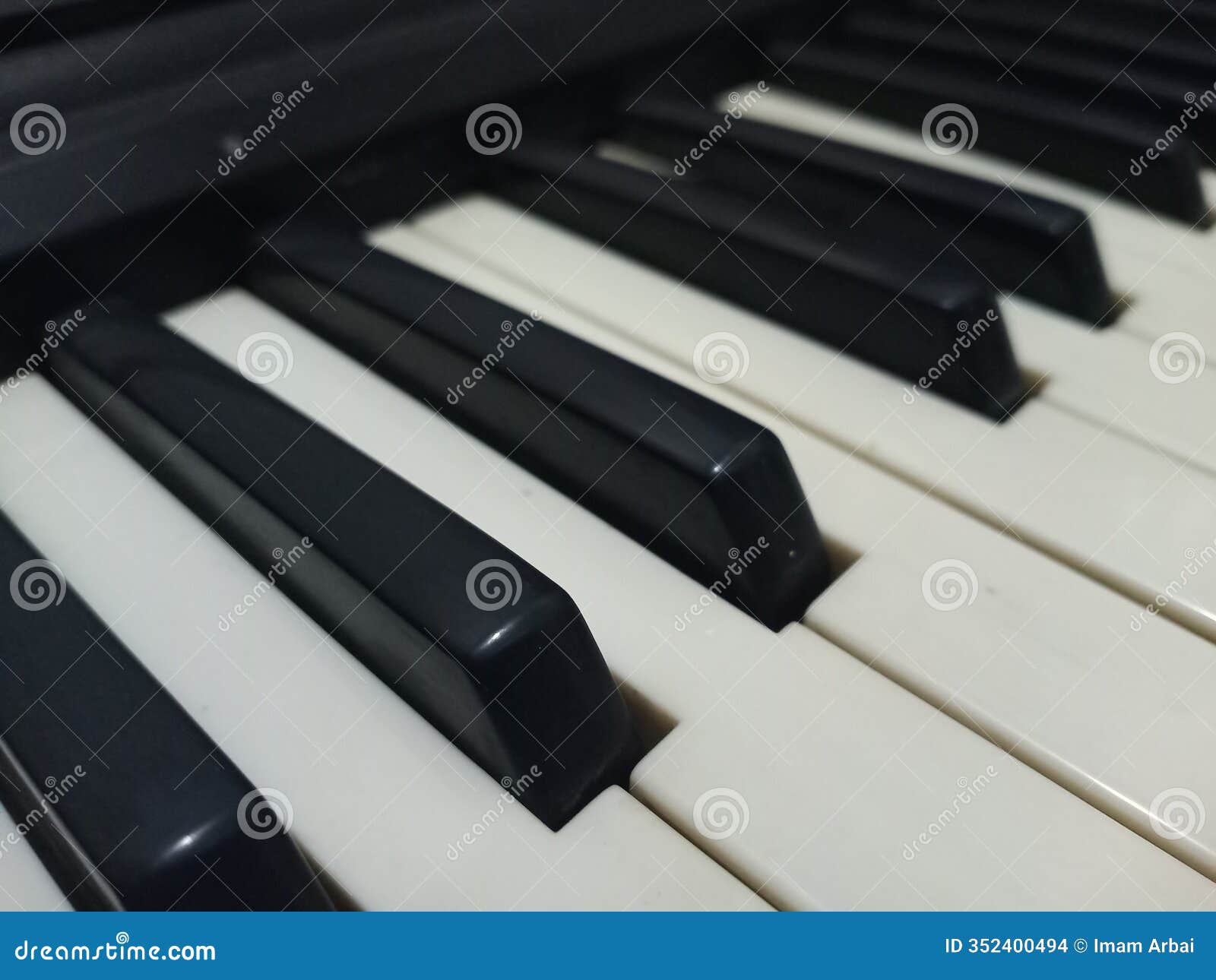 Keybord Piano Black and White Stock Photo - Image of piano, white ...