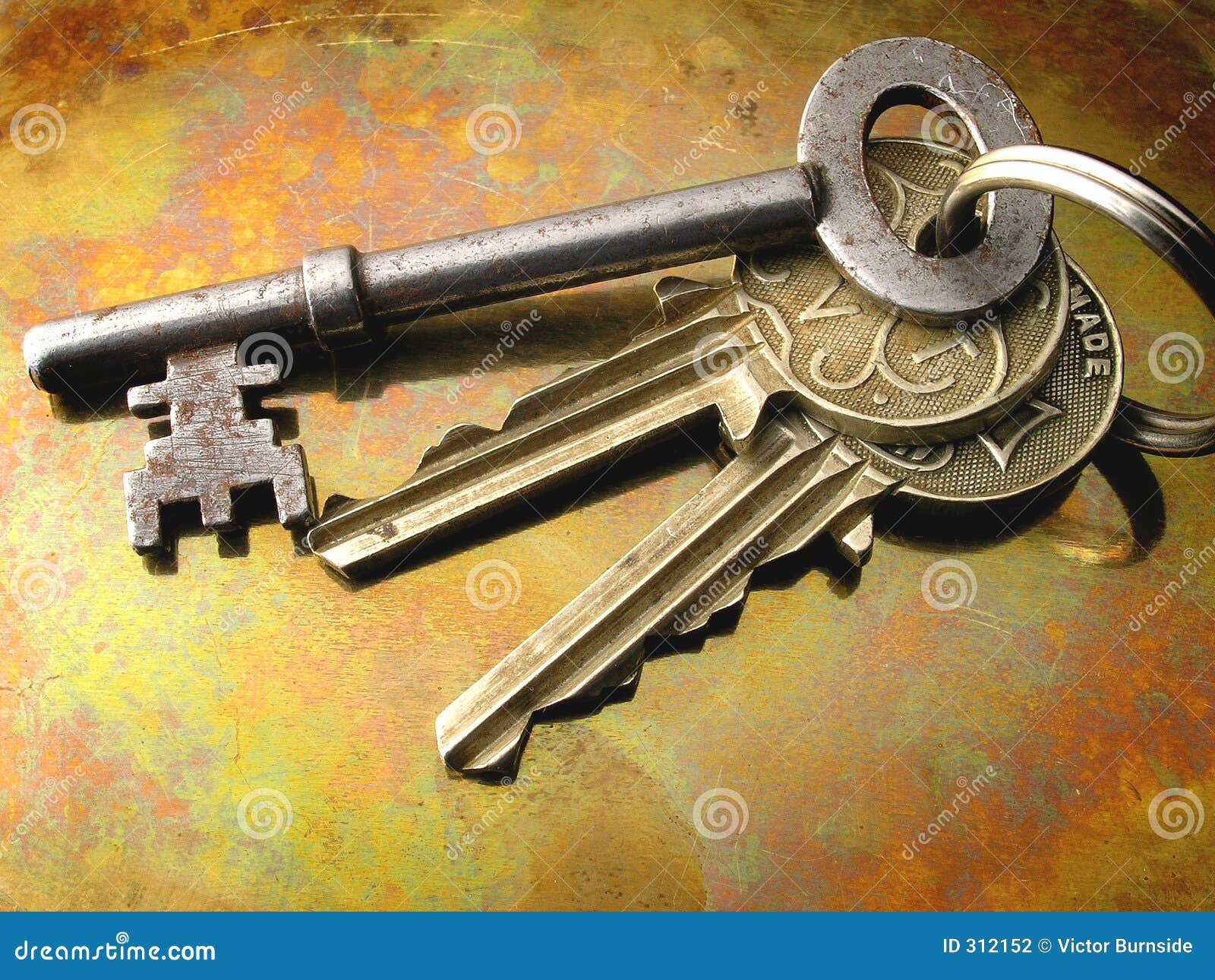 Keys stock photo. Image of keys, brass, tarnished, bunch - 312152