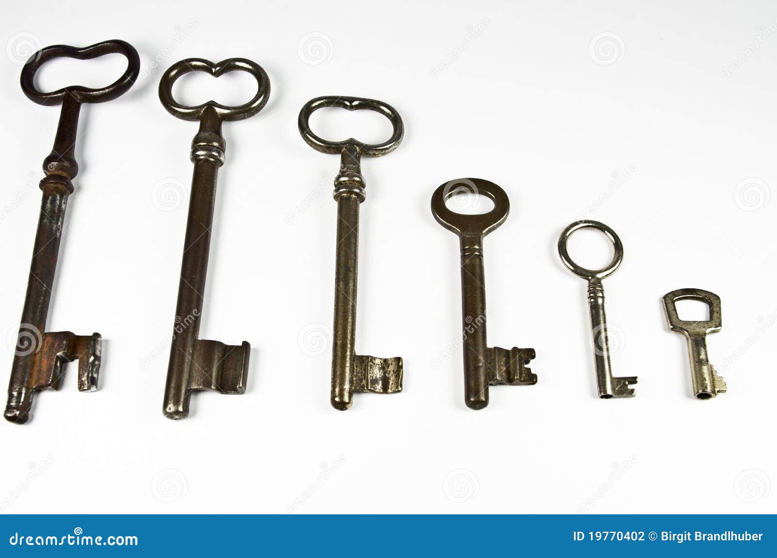 Keys in a row stock photo. Image of ring, bunch, short - 19770402