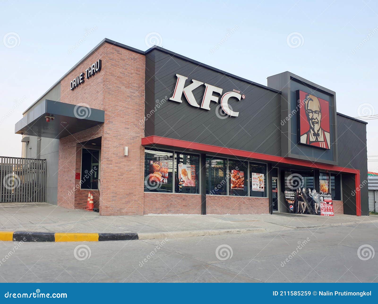 KFC Drive Thru on Ramintra Rd Editorial Stock Image - Image of commerce ...