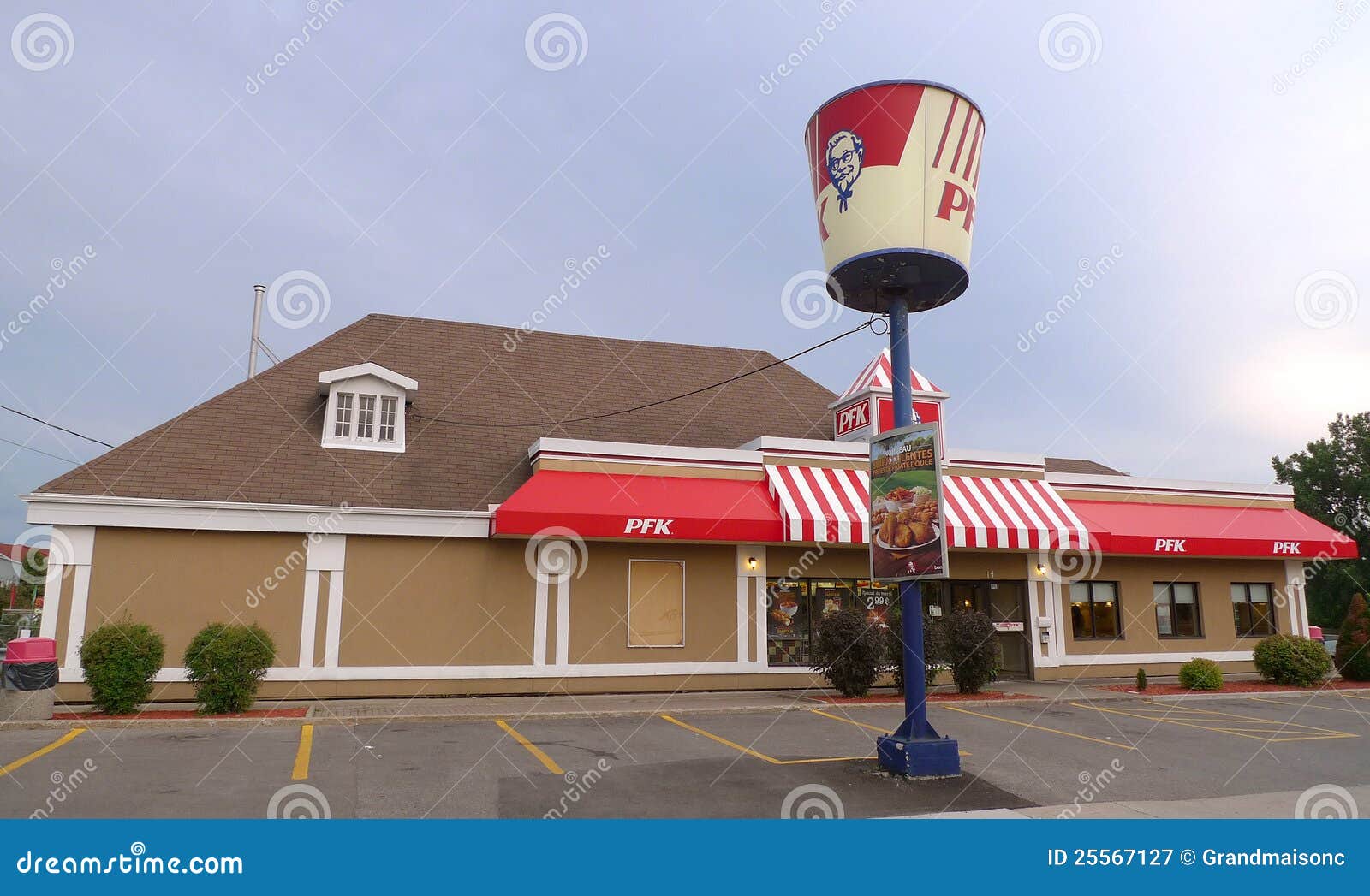 KFC fast food restaurant editorial photography. Image of fast - 25567127