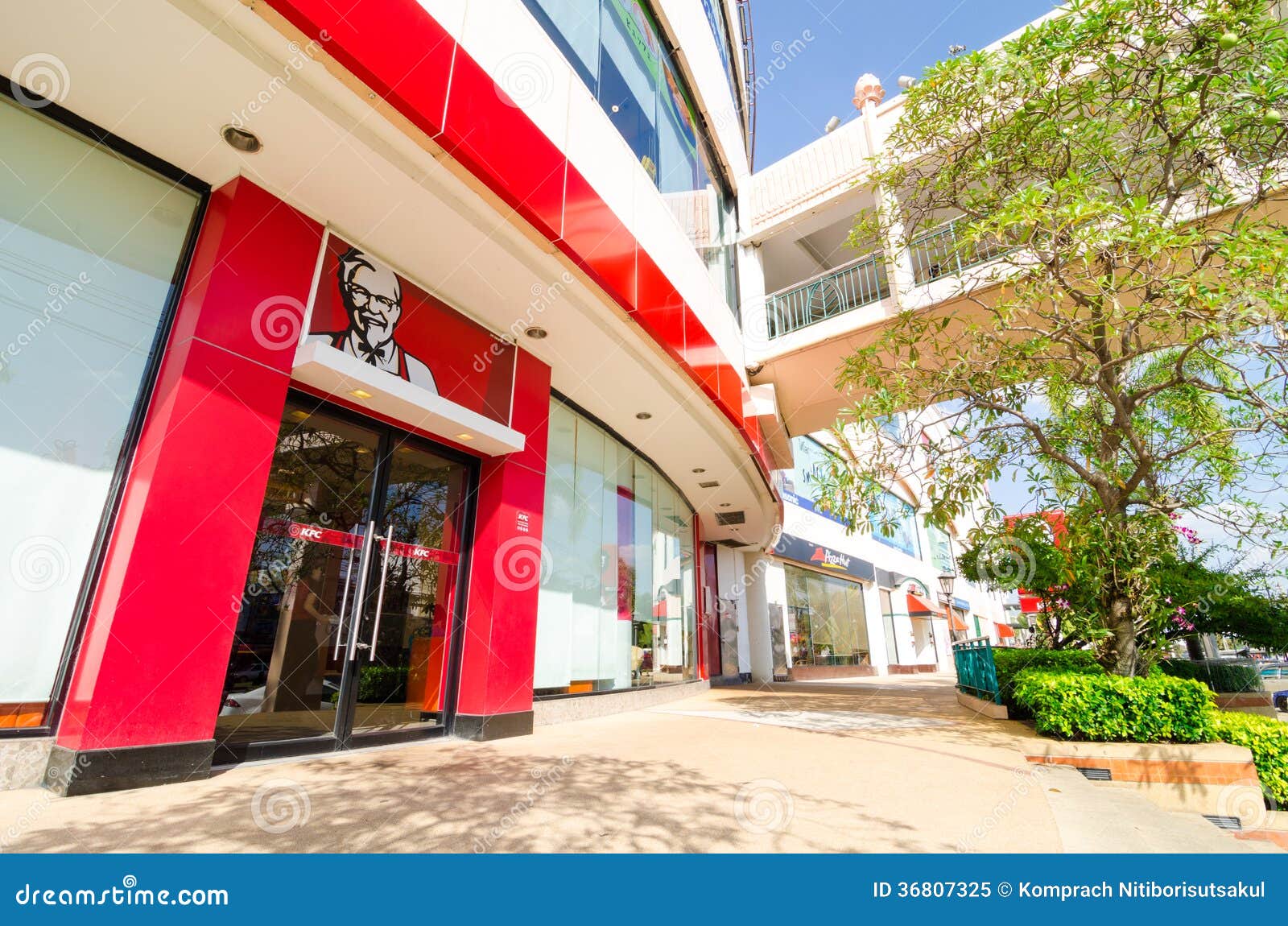 KFC restaurant editorial image. Image of fried, cheese - 36807325