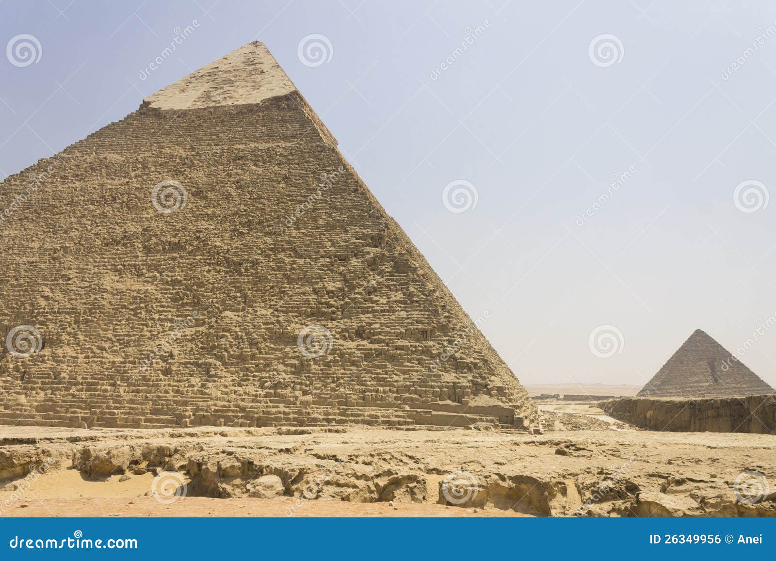 Khafre Pyramid with Menkaure Pyramid in the Back Stock Photo - Image of ...