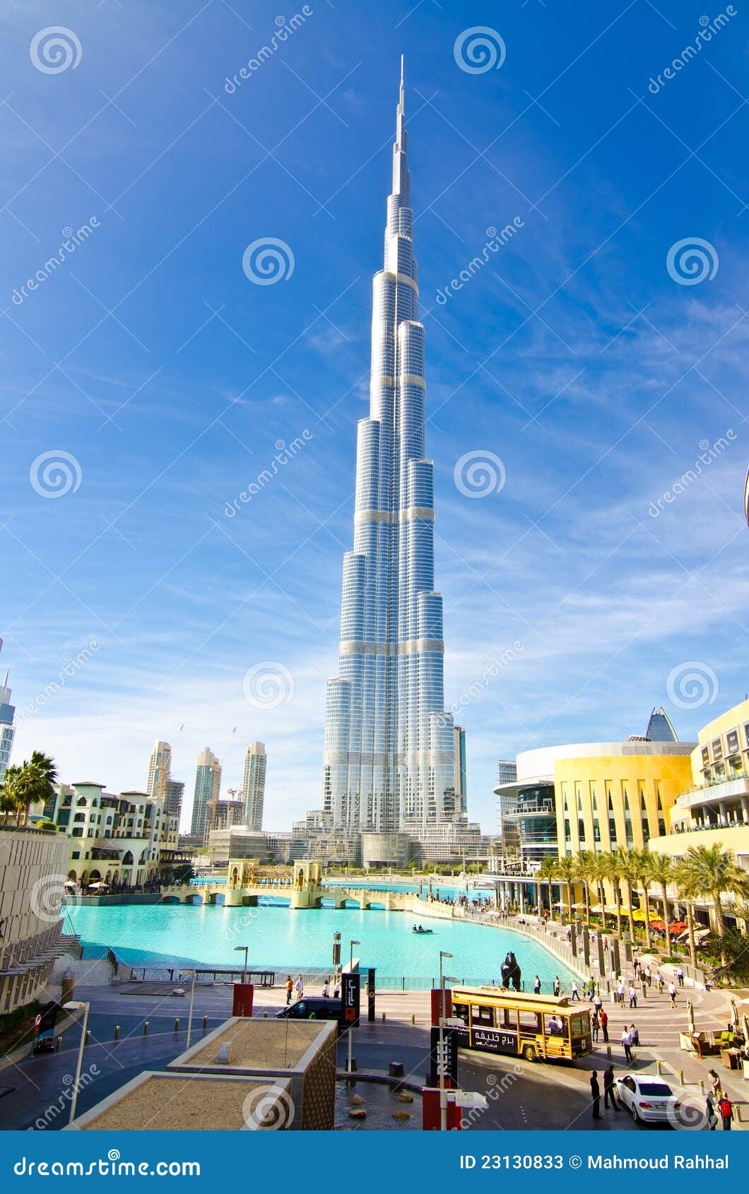 Khalifa Tower editorial stock photo. Image of dubai, building - 23130833