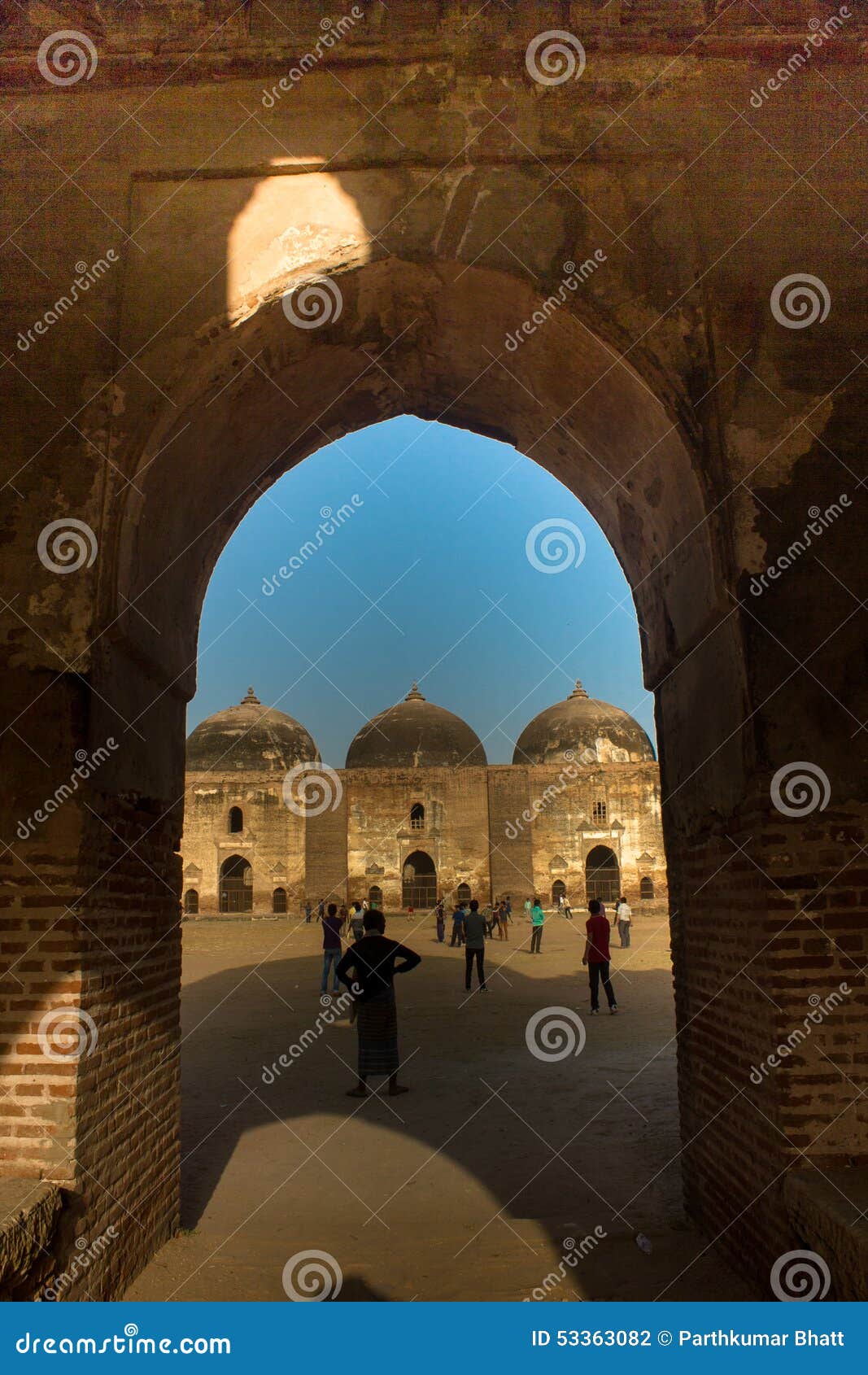 Khan Mosque, Dholka editorial photography. Image of front - 53363082