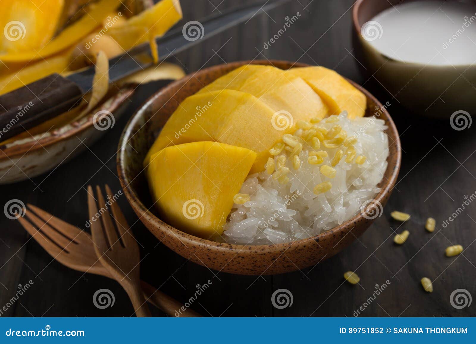 Khao Niew MA Muang, Mango E Riso Appiccicoso, Fotografia Stock ...