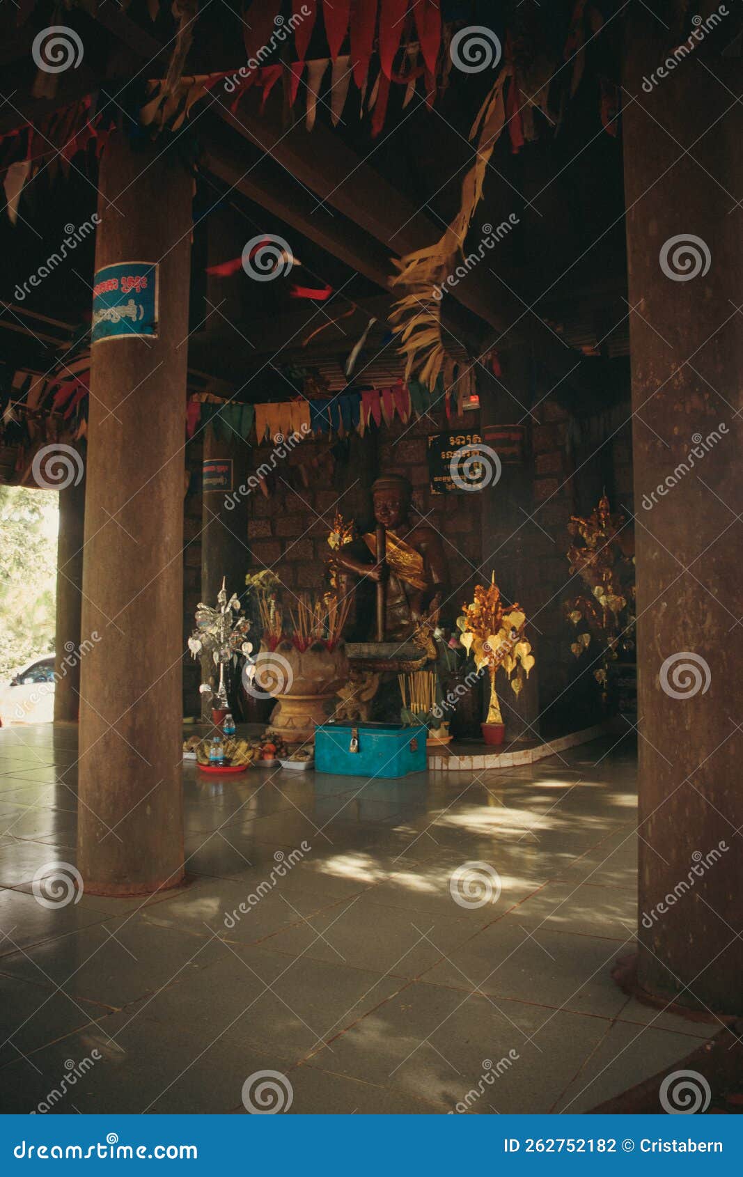 Khmer Buddhist Temple Interior Editorial Photography - Image of ...