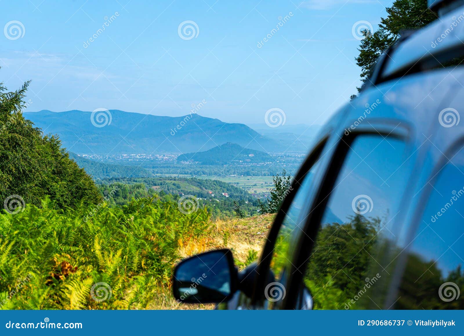 Off Road Driving on Renault Duster, Carpathian Mountains in Khust ...