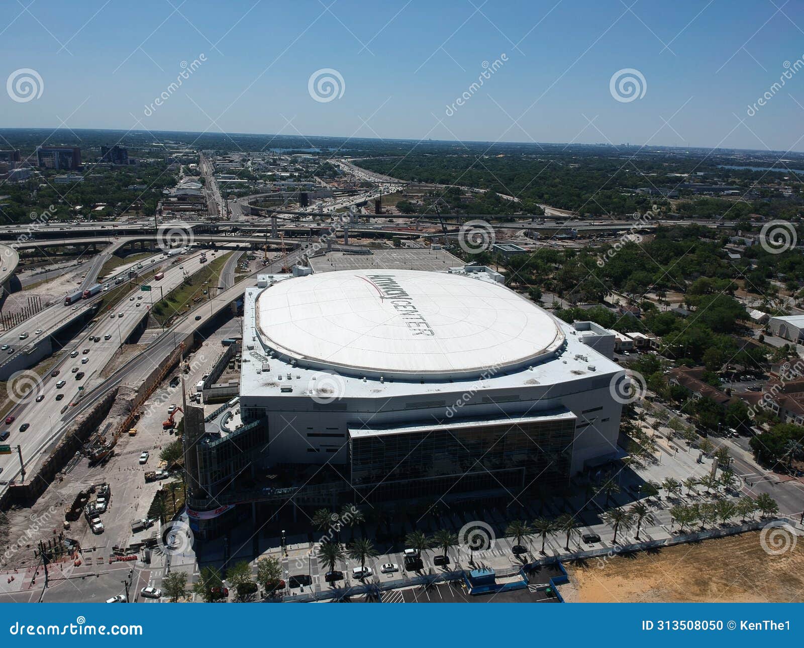 Kia Center for the Orlando Magic Editorial Image - Image of arena ...
