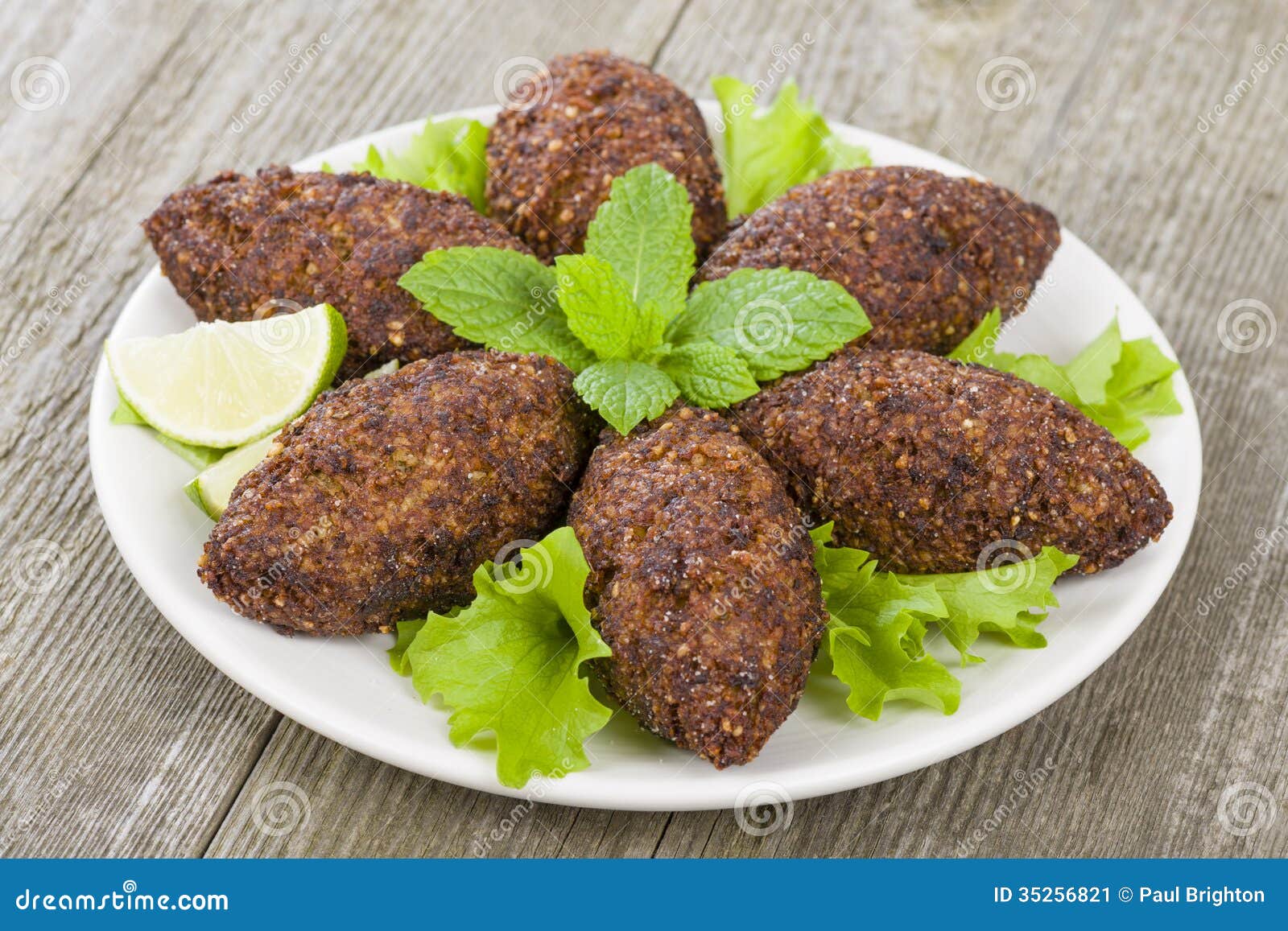 Kibbeh image stock. Image du oriental, hachez, type, profondément ...