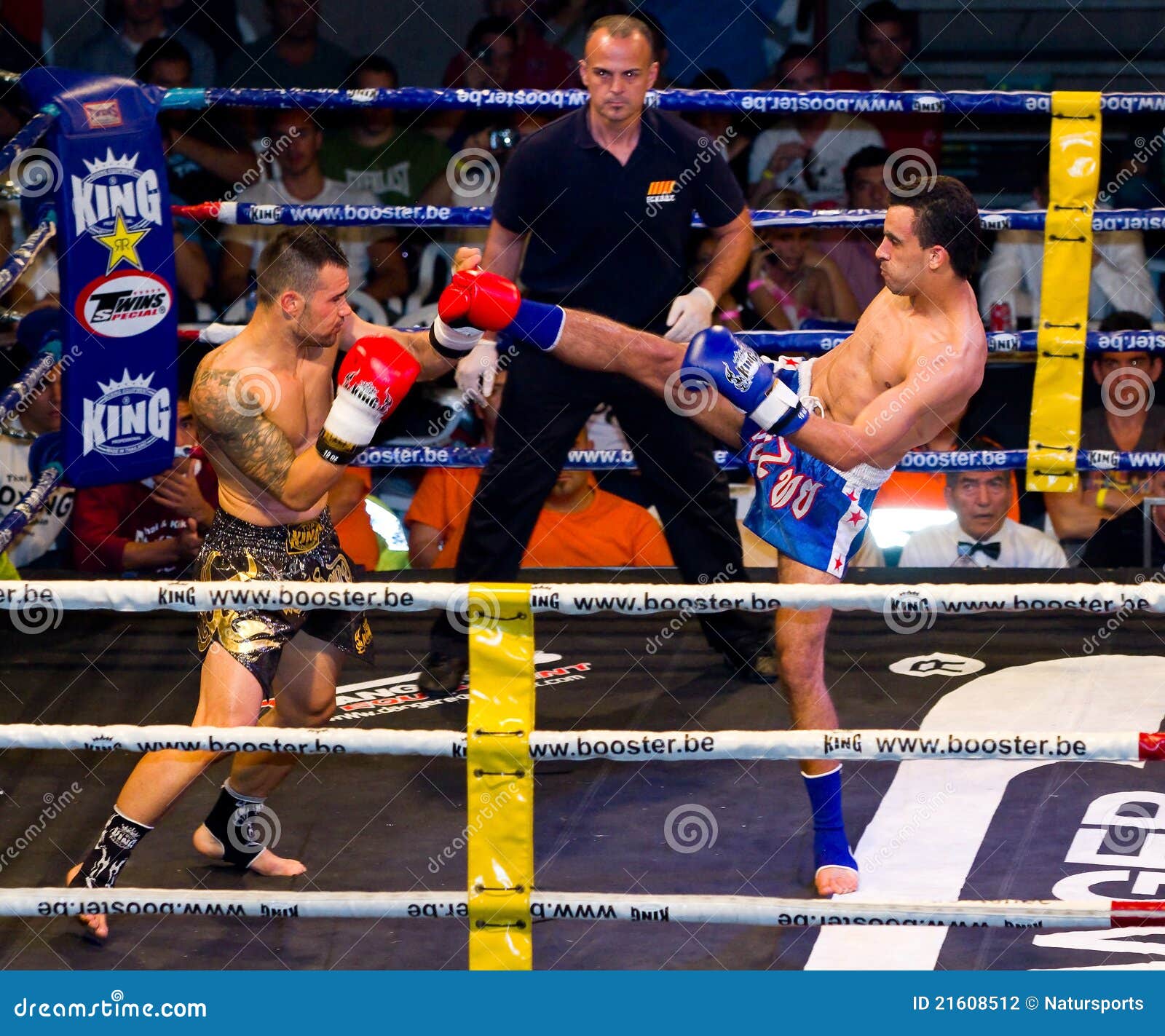 Kick Boxing editorial photography. Image of punch, action - 21608512