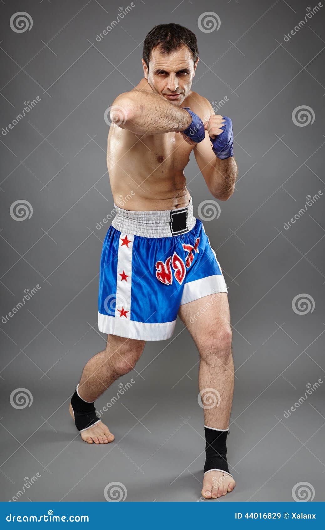 Kickbox Fighter Executing a Punch Stock Image - Image of healthy, body ...