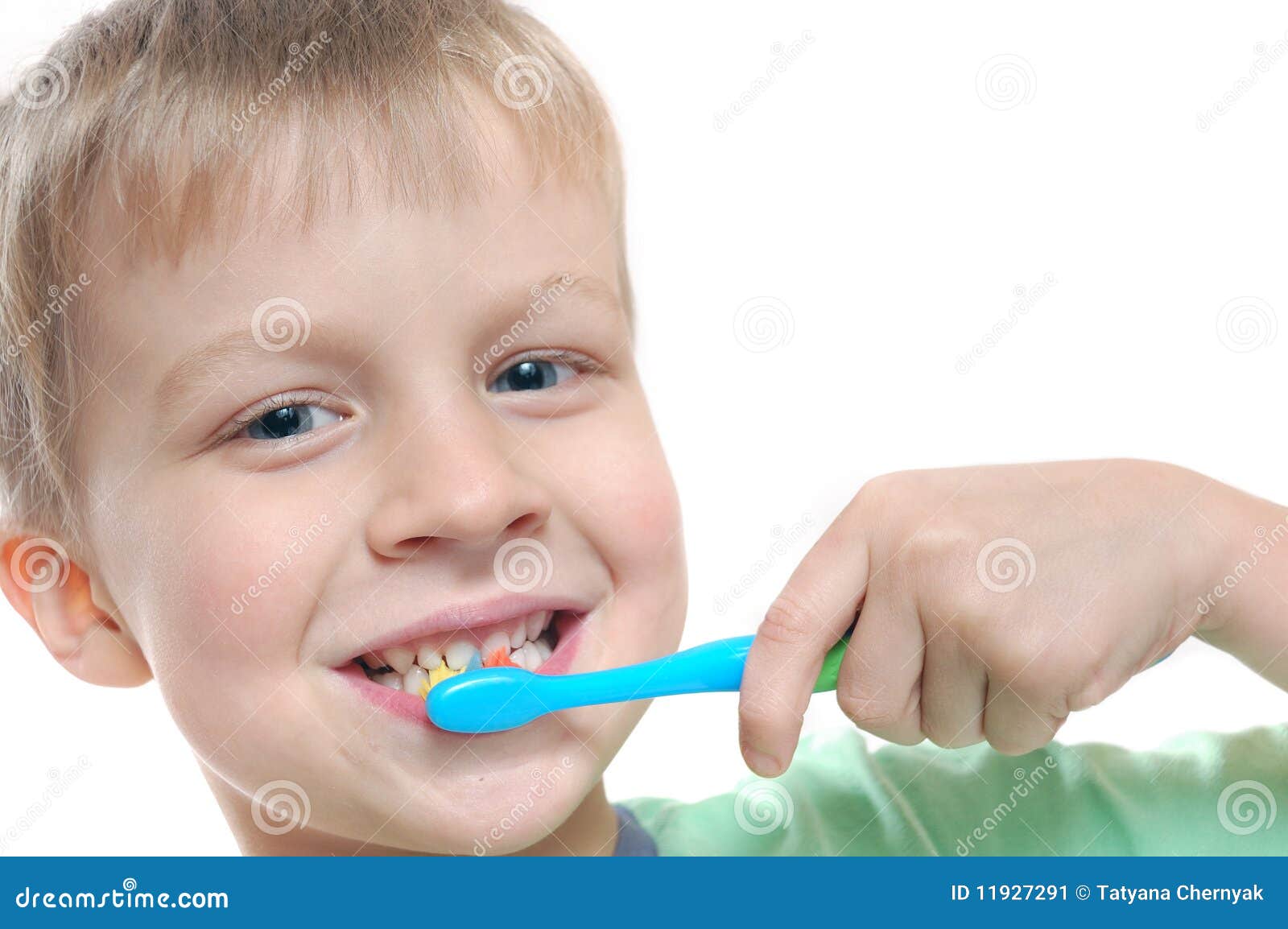 Kid cleaning teeth stock image. Image of boys, human - 11927291