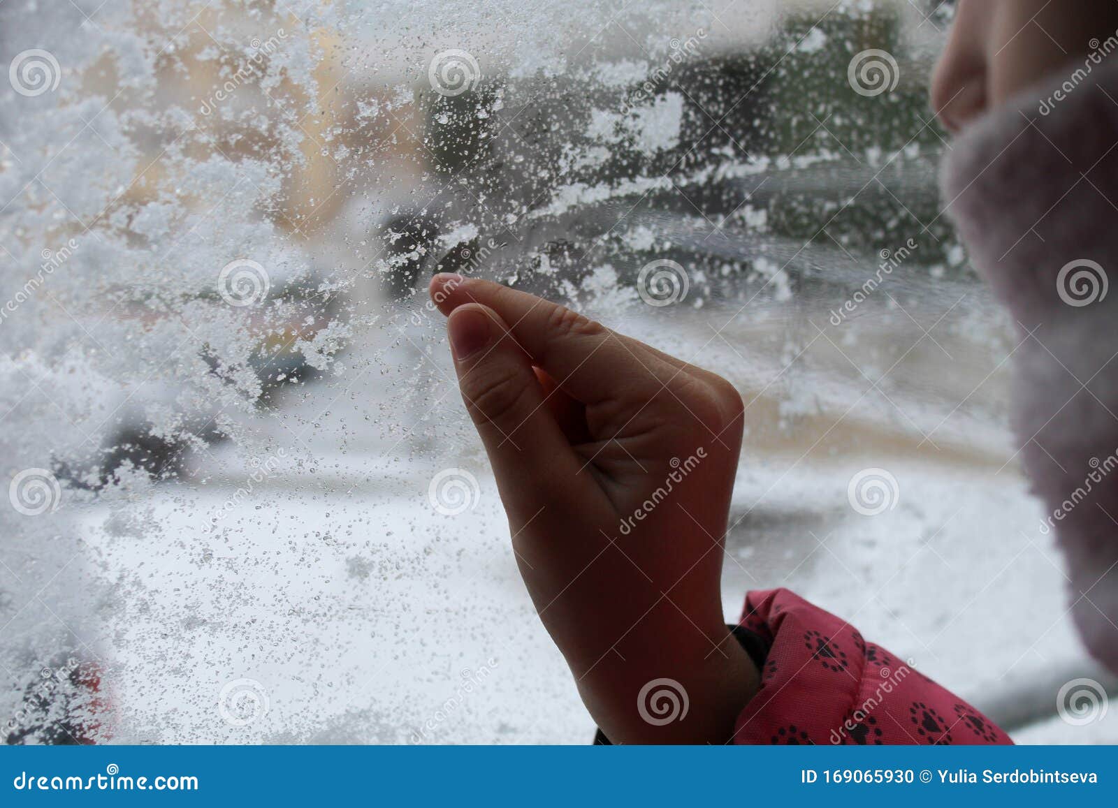 Kid Drawing on Fogged Glass in Winter Stock Photo - Image of glass ...
