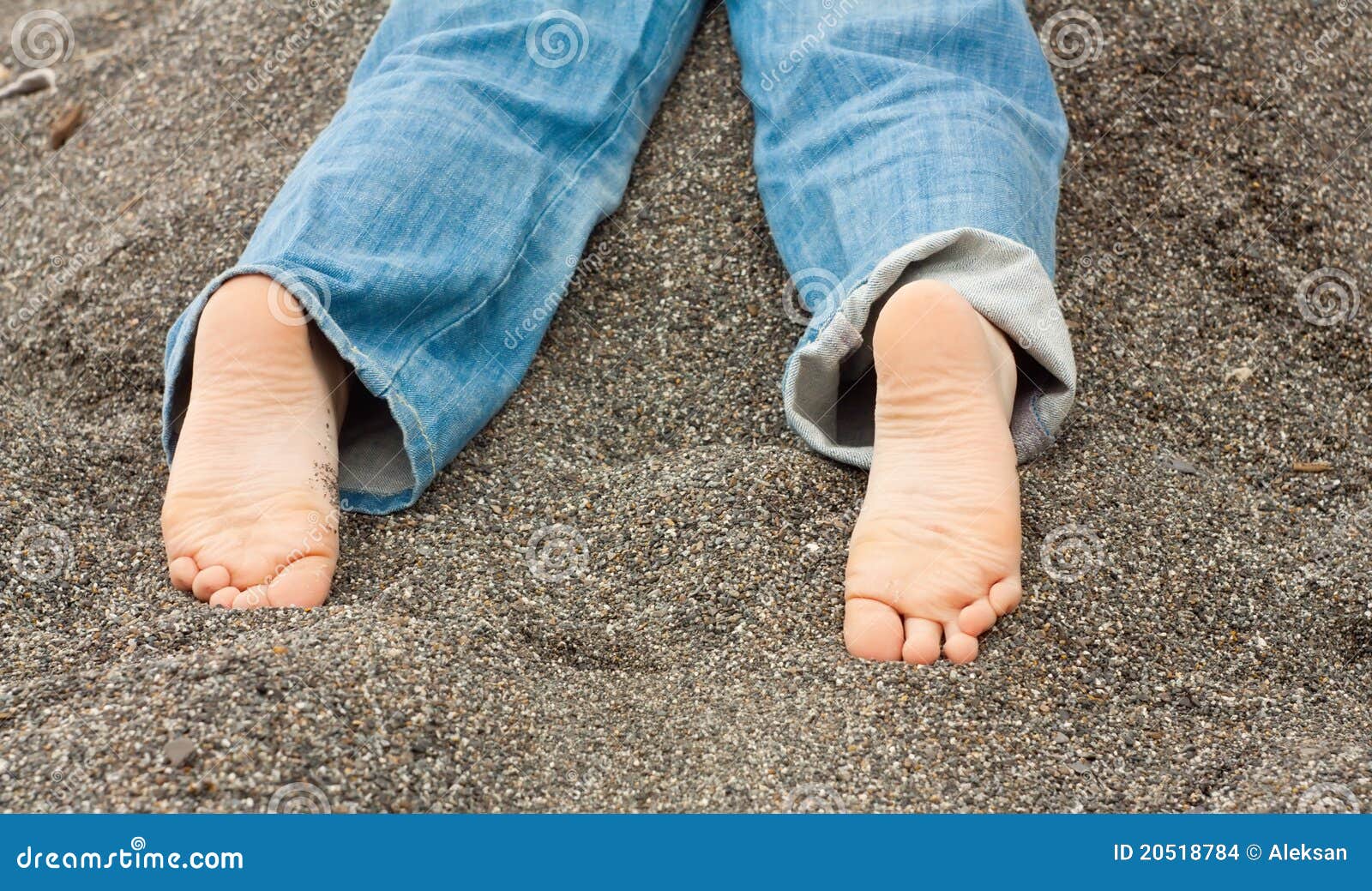 Kid feet in sand stock photo. Image of feet, relaxing - 20518784