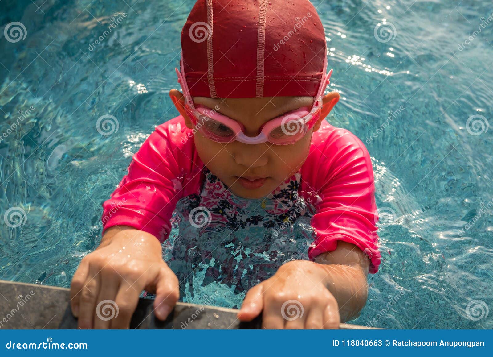Kid get ready to swimming stock image. Image of hold - 118040663