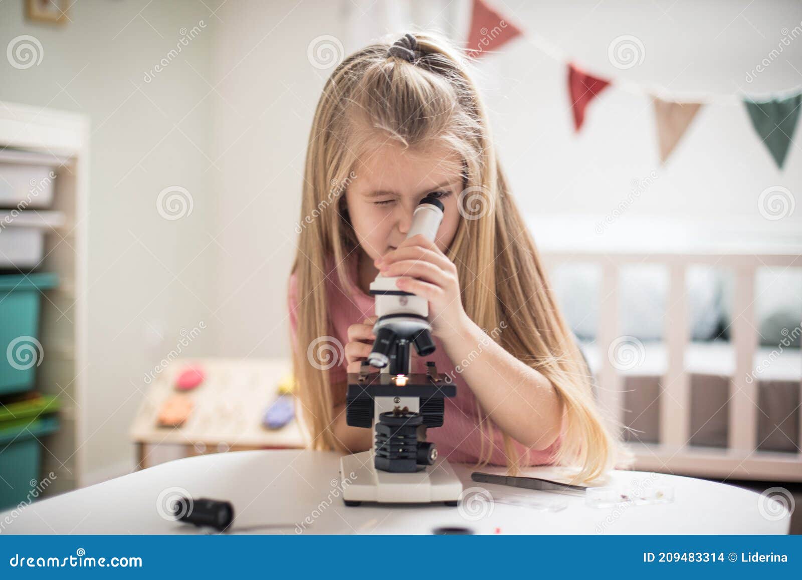 Kid Girl Using Microscope and Working Analysis Stock Photo - Image of ...