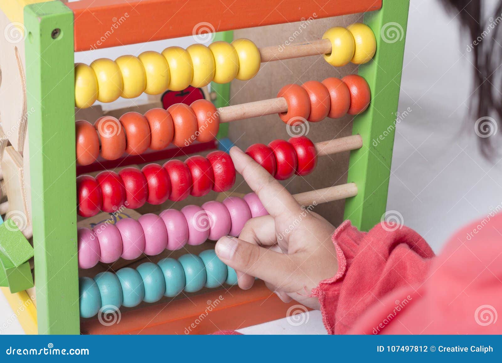 Kid Learns on Mathematic Concept Using Colorful Counting Beads. Stock ...