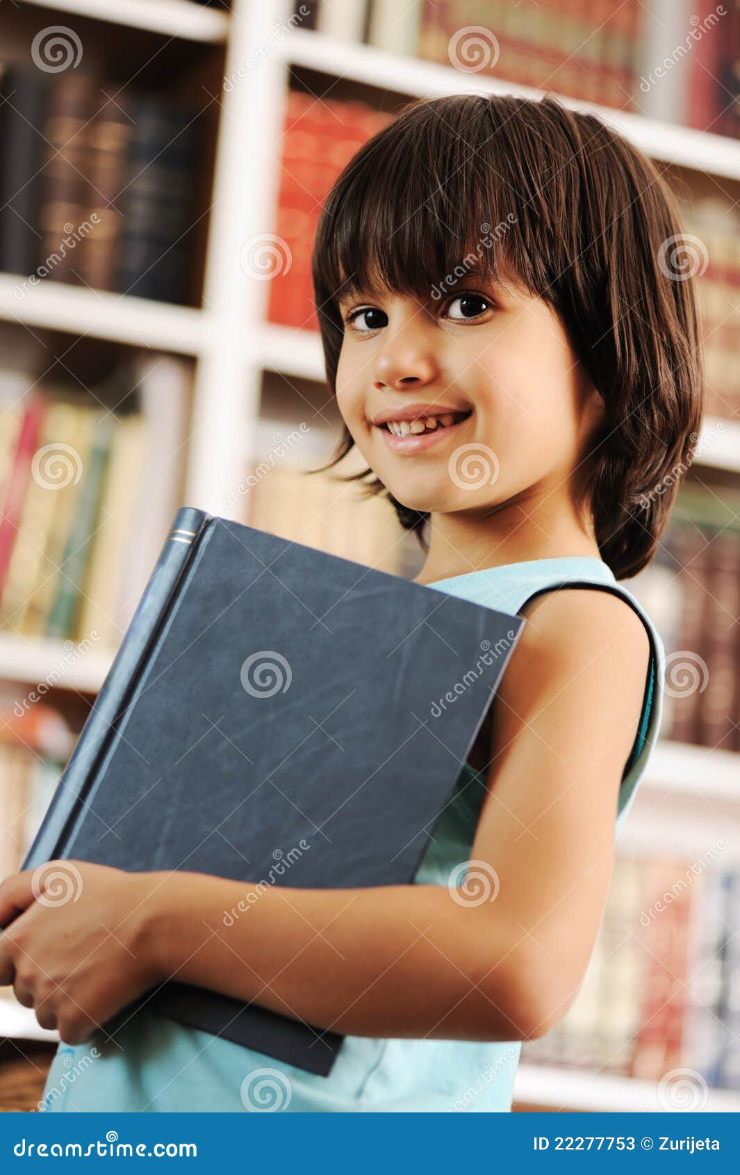Kid in library stock image. Image of learn, literature - 22277753