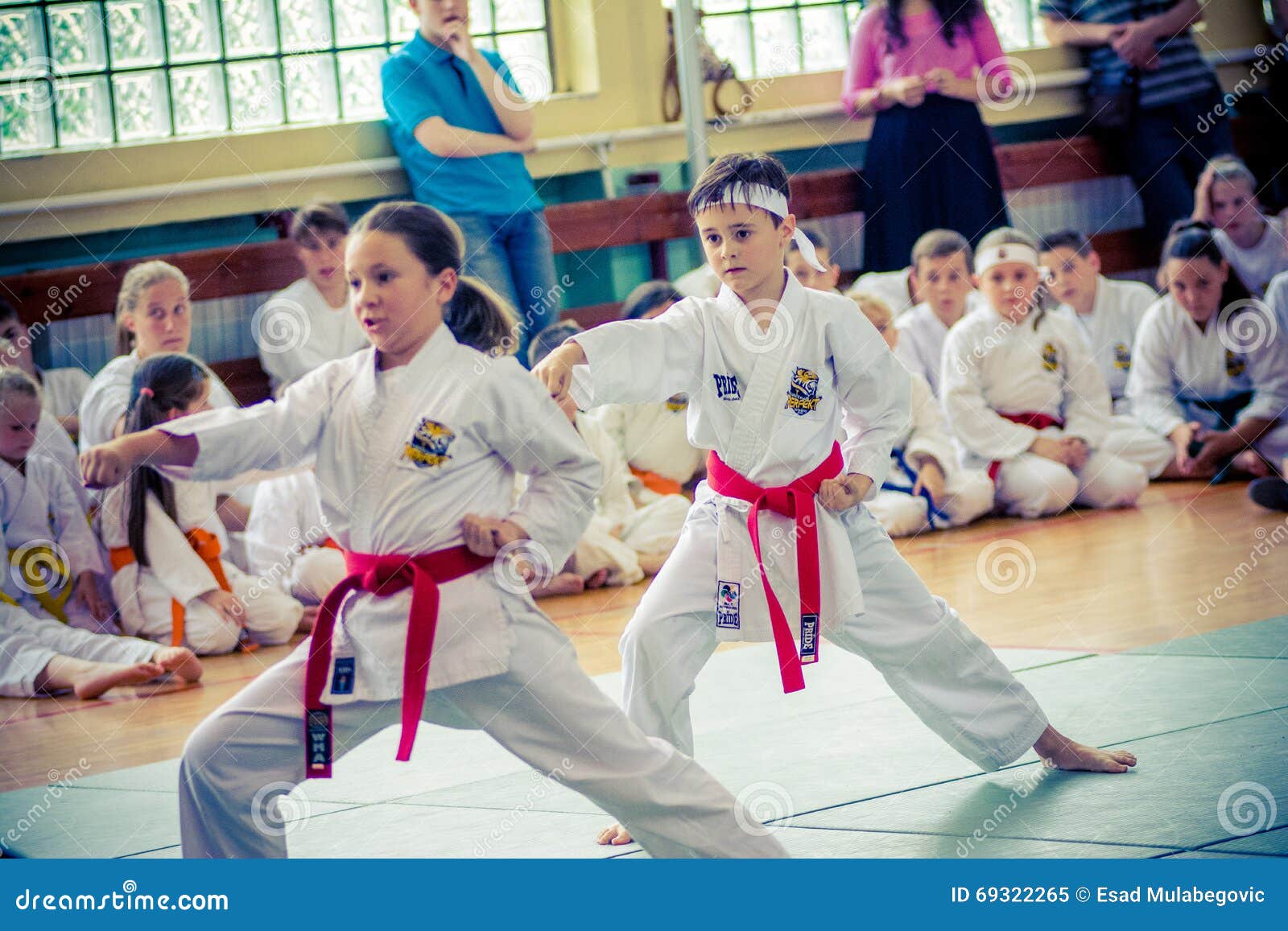 Kid practicing karate editorial image. Image of practicing - 69322265