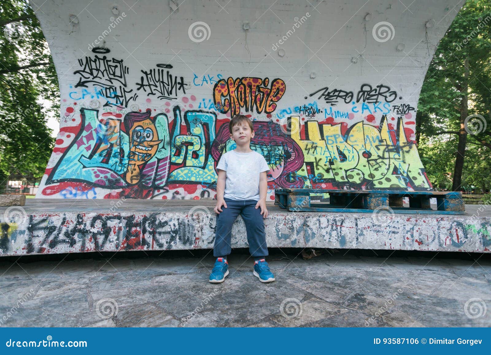 Kid Smiling on Stage Portrait with Graffiti Editorial Photo - Image of ...