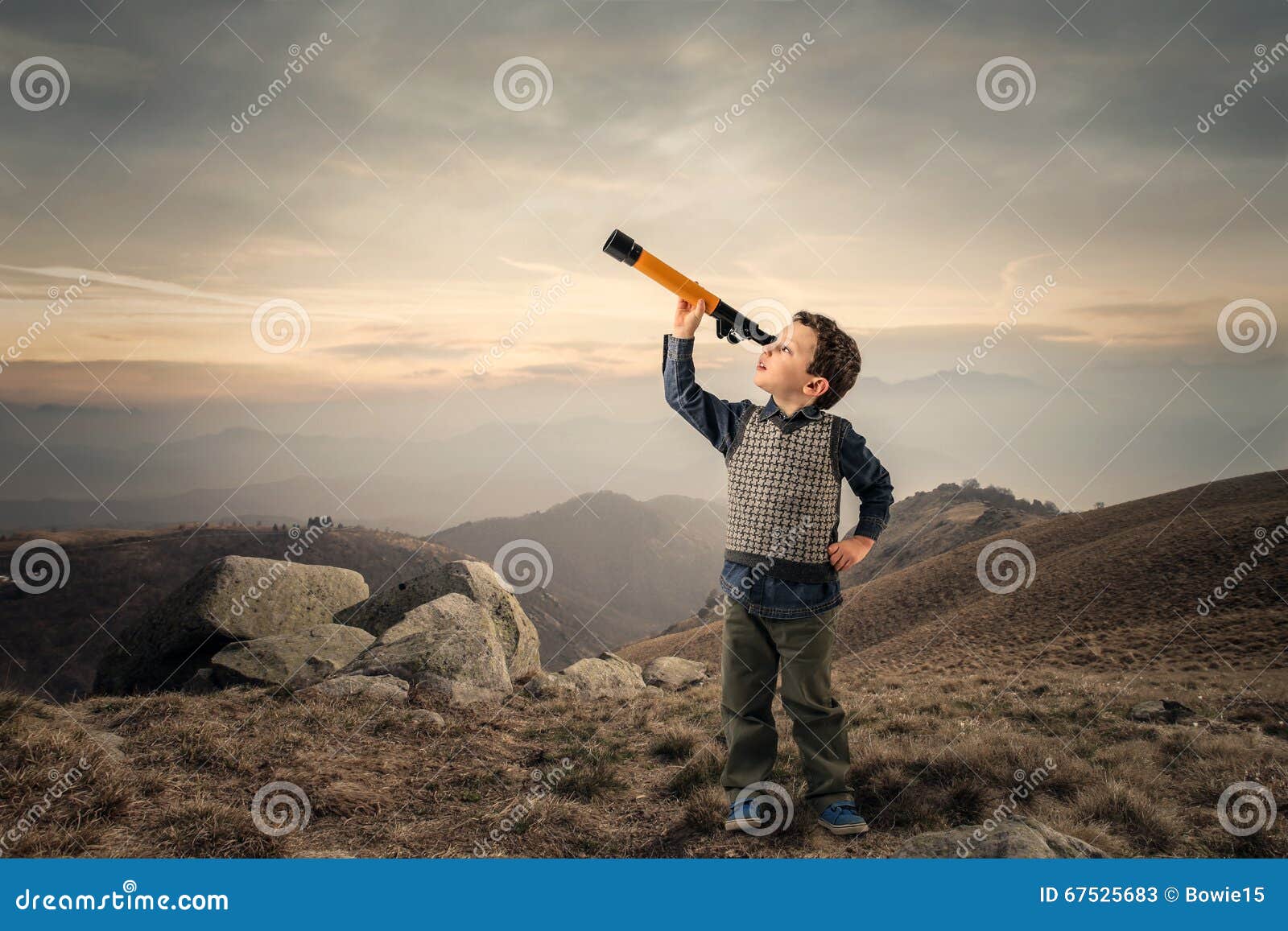 Kid with telescope stock image. Image of telescope, concept - 67525683