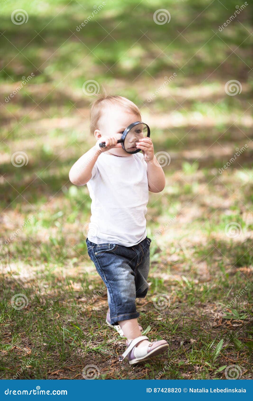 Kid Toddler with Magnifying Glass Outside Stock Photo - Image of grass ...