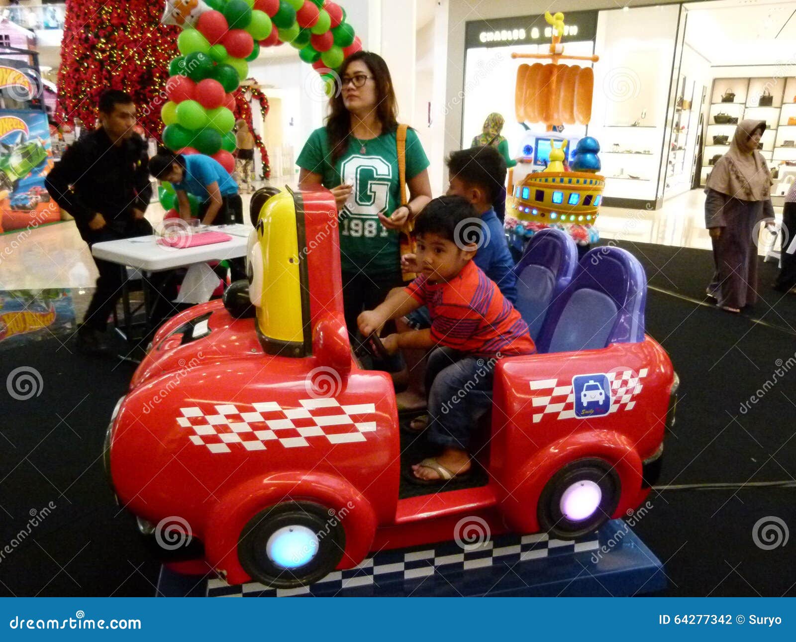 Kiddie ride editorial photography. Image of atrium, mall - 64277342