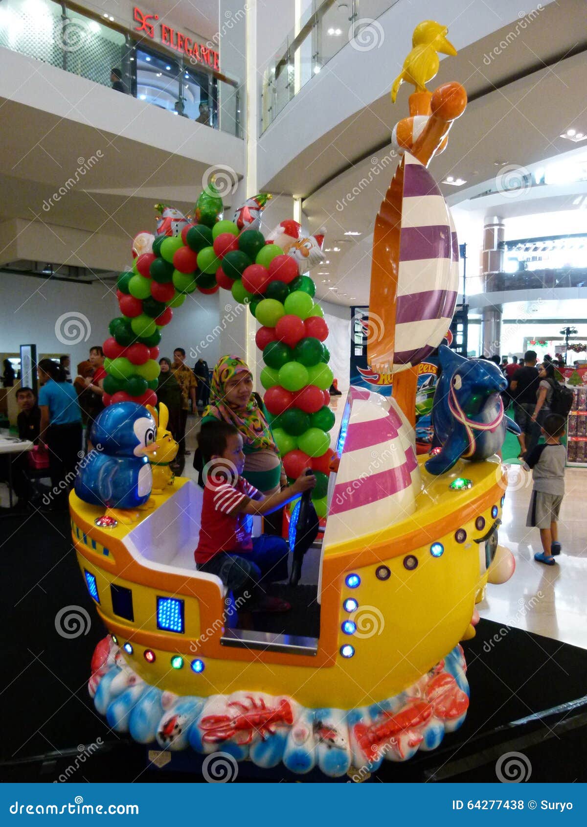 Kiddie ride editorial stock photo. Image of mall, leisure - 64277438