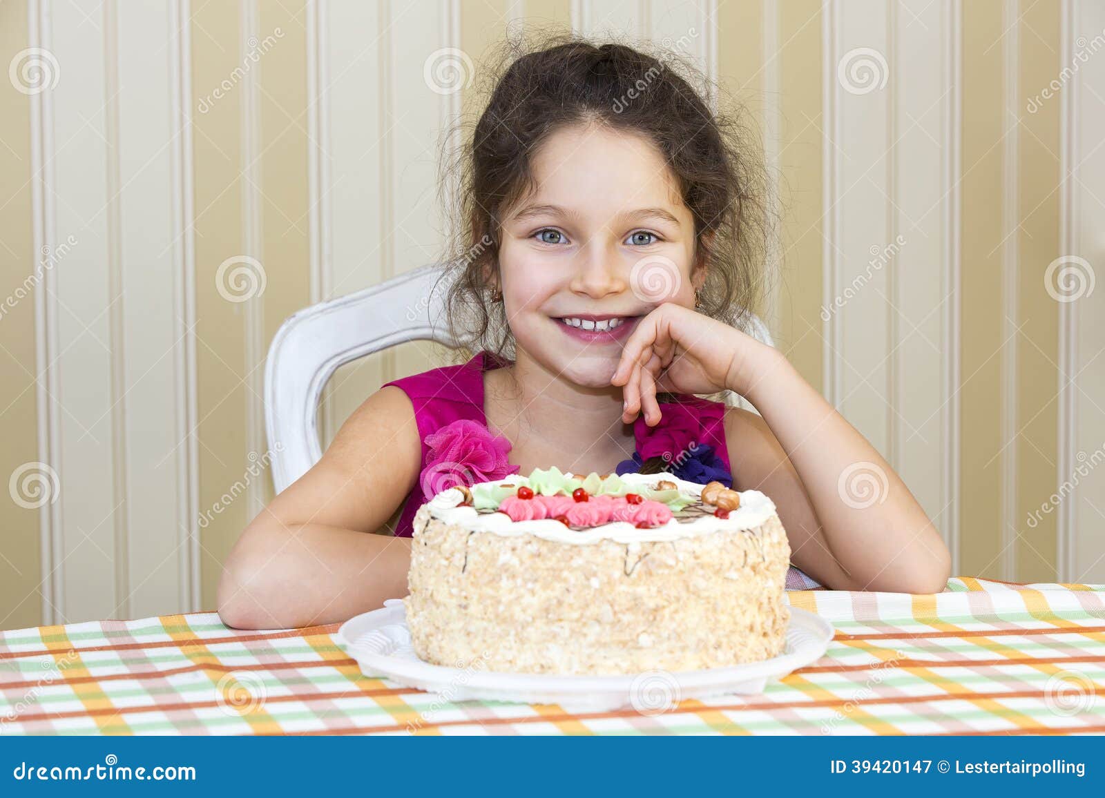 Kids eat cake stock image. Image of outside, face, group - 39420147