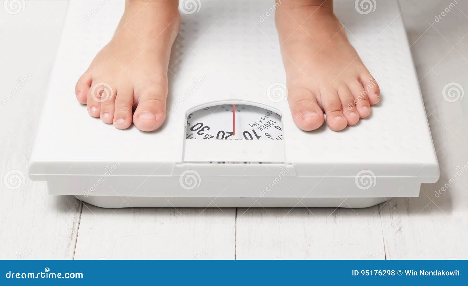 Kids Feet on White Weight Scale Stock Photo - Image of diet, weight ...