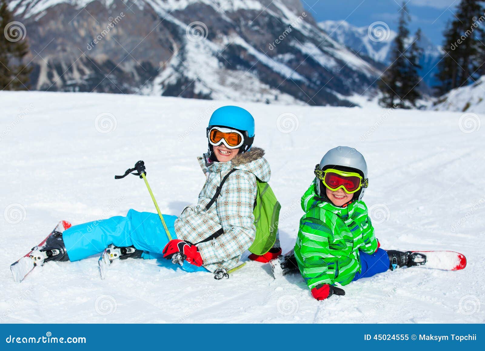 Kids has a fun on ski stock image. Image of game, caucasian - 45024555