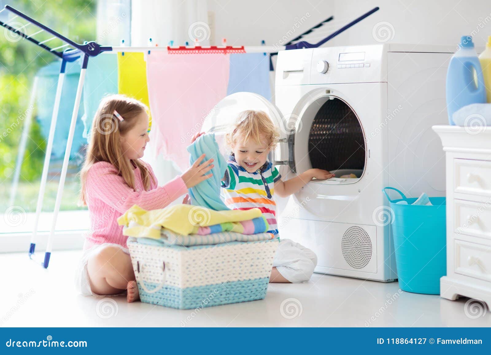 524 Unloading Washing Machine Stock Photos - Free & Royalty-Free Stock ...
