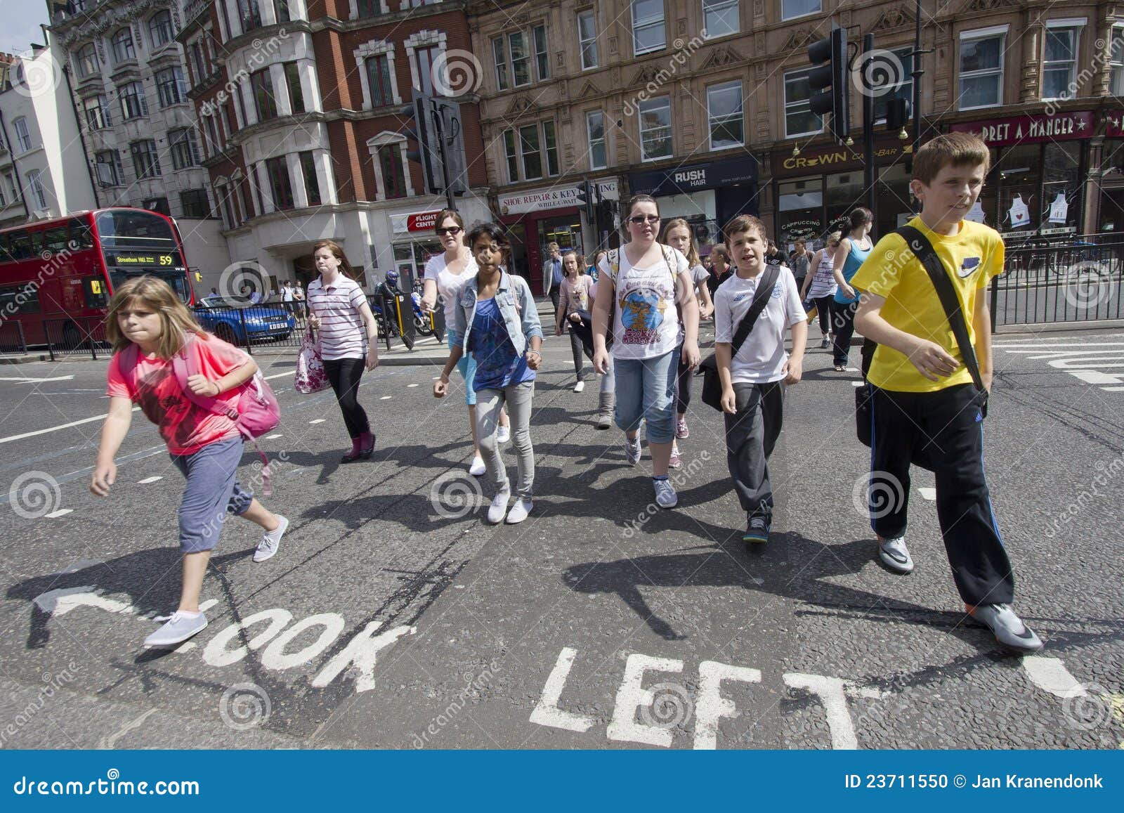 Kids in London editorial image. Image of british, schooltrip - 23711550
