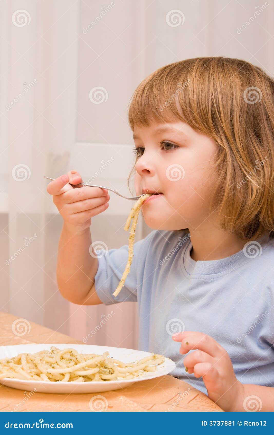 Kids love pasta stock image. Image of cute, child, kids - 3737881