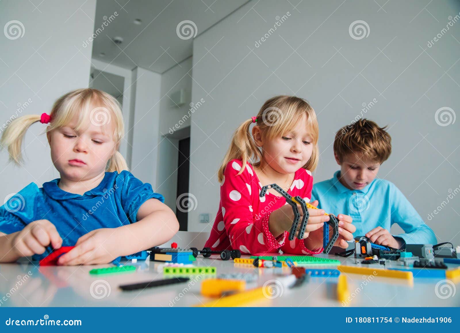 Kids Play with Plastic Blocks at Home, Learning Activities for Kids ...