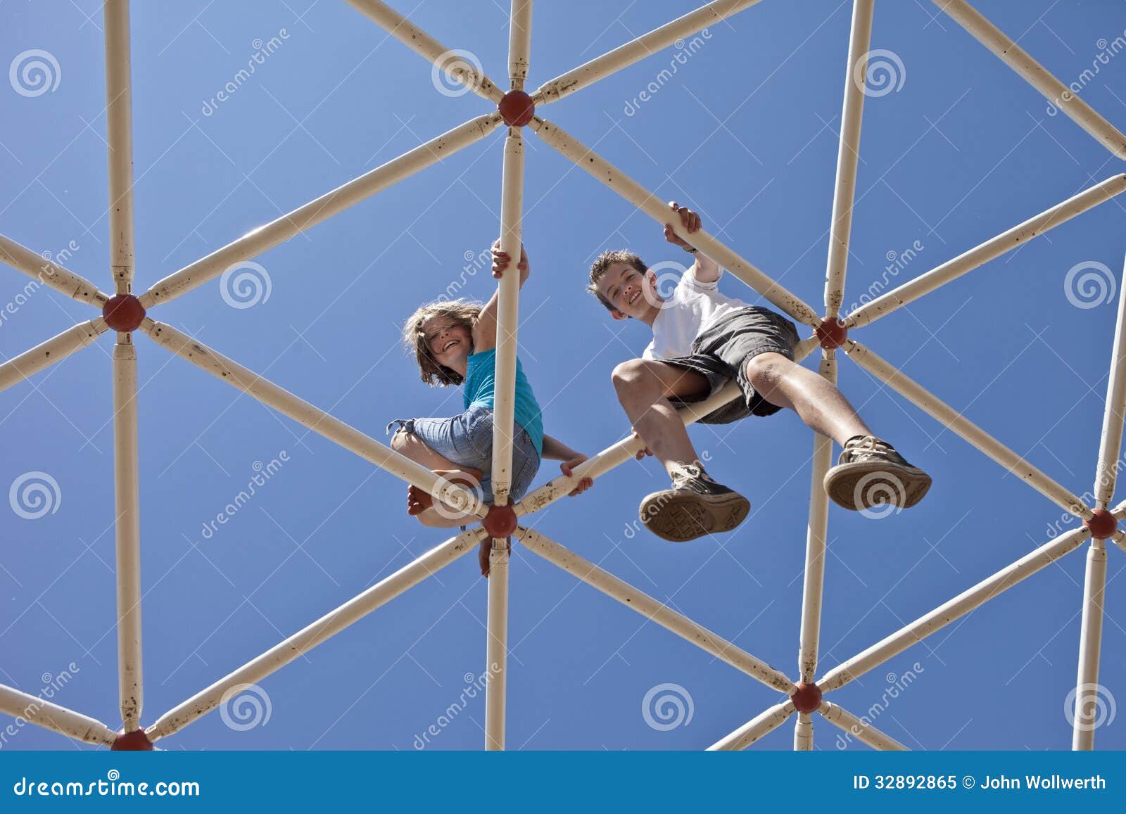 Kids Playing on Monkey Bars Stock Image - Image of outdoor, happy: 32892865