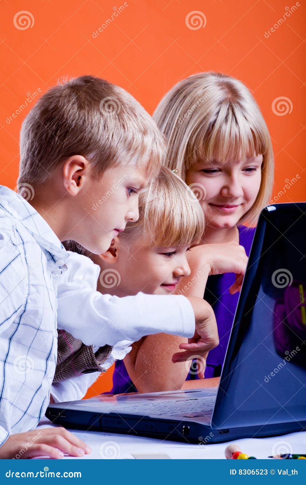 Kids surfing internet stock image. Image of learning, childhood - 8306523
